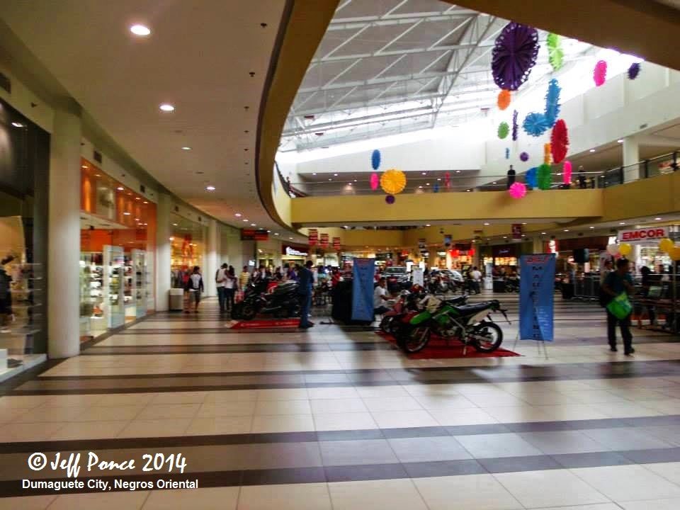 Bisayang Manlalakbay around the Philippines: Negros Oriental: Robinsons ...