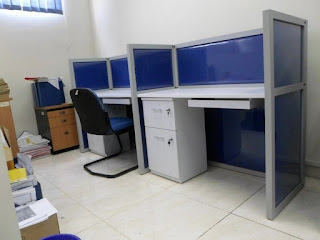 Meja Kubikel - cubicle workstation - Meja Sekat Kantor Bahan Kain ...