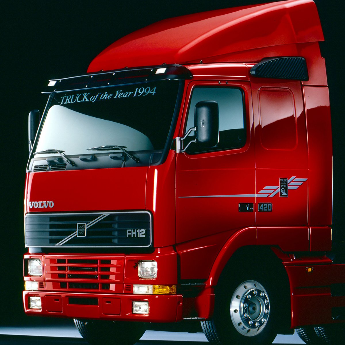 DIECIOCHO RUEDAS: 25 AÑOS PARA EL VOLVO FH… EL CAMIÓN QUE HIZO HISTORIA ...