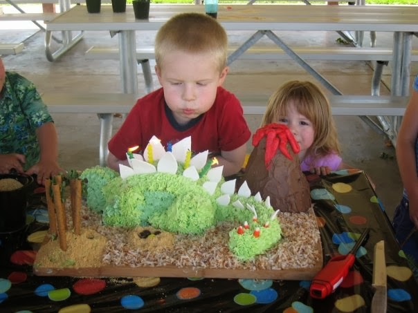 Oven Mitts and Other Bits: My Cakes