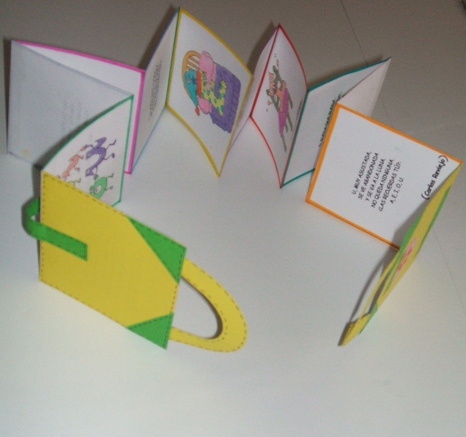 LAPICERO MÁGICO: Libros acordeón