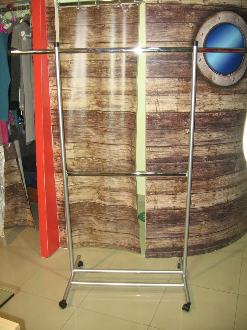 Zidna vratila - Razboji za propadanja - Štenderi za odlaganje garderobe ...