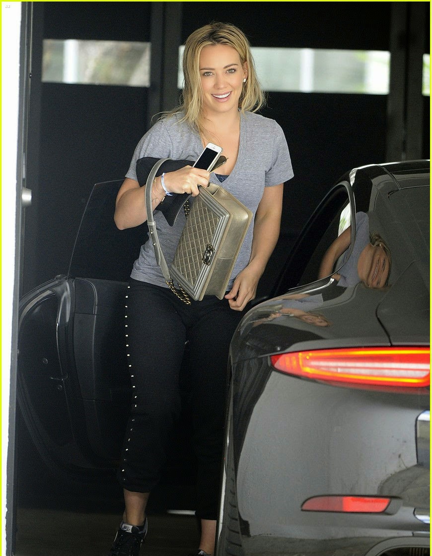 Hilary Duff's Total Body Gym Workout (PHOTOS)