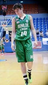 Juicy and Hottest Men : Andre Paras Hot Photos and Short Latest News