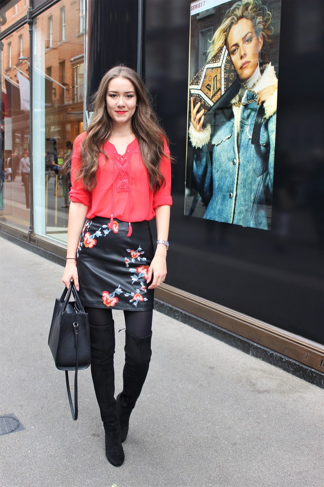 Elegant Fall Outfit :: How to Wear Trendy Red in Fall / Winter - Sinnamona
