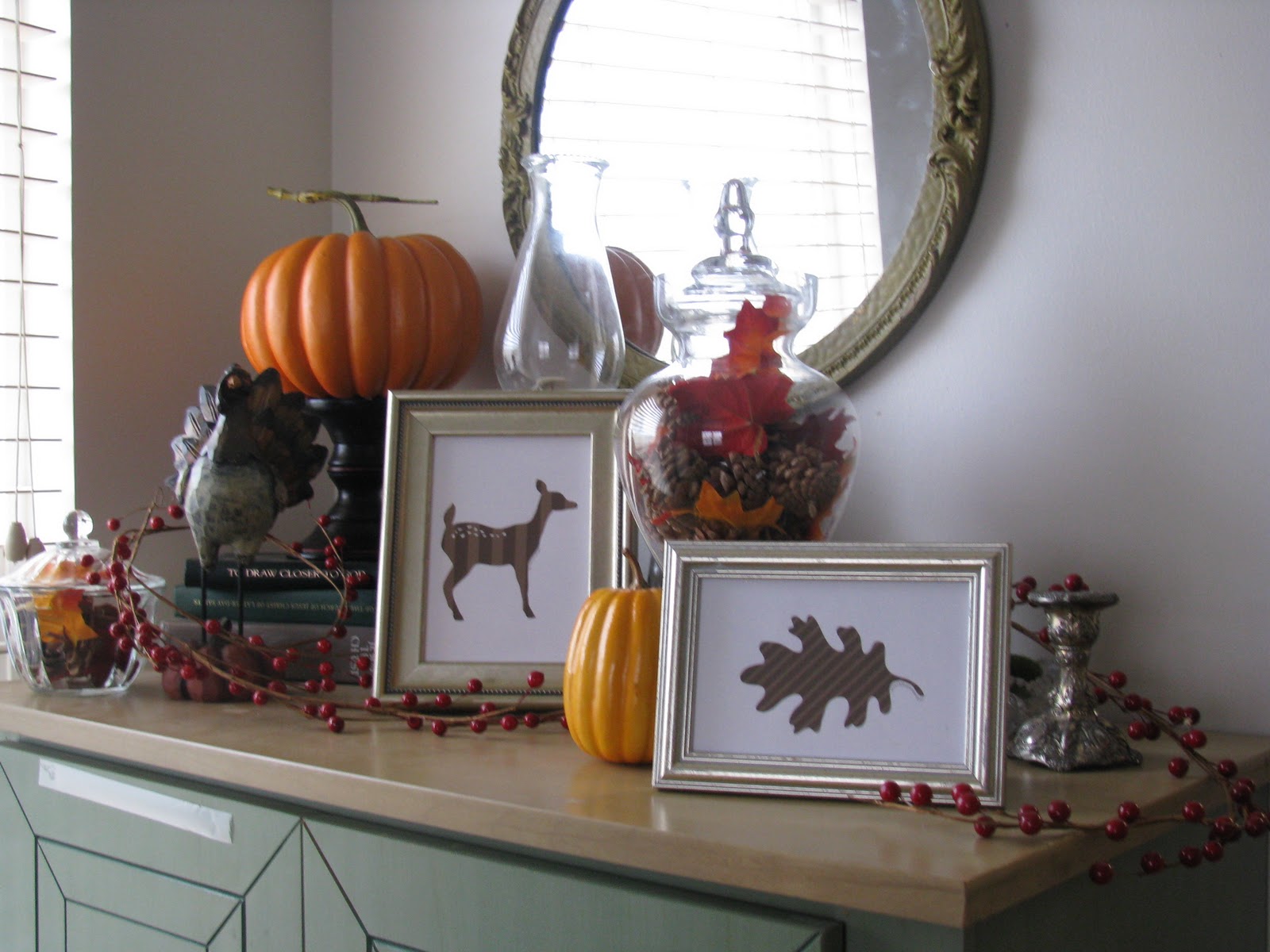 Yellow Mums: Freebie Friday: Last Minute Thanksgiving