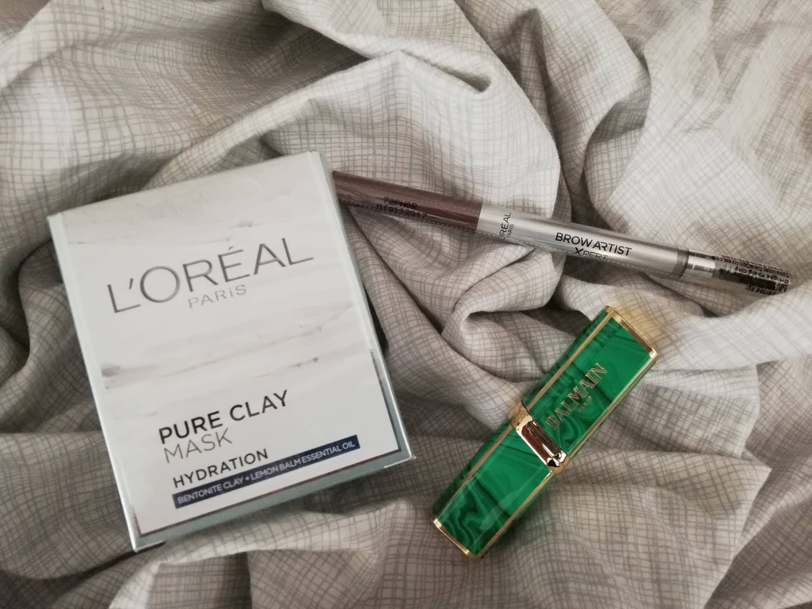 TOPAZ HORIZON: This is how I multi-mask with L'Oréal Paris Pure Clay ...