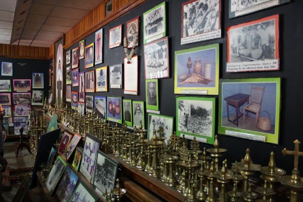 Photos of St. Alphonsa Church Bharananganam, Kerala | Kadakulam கடகுளம்