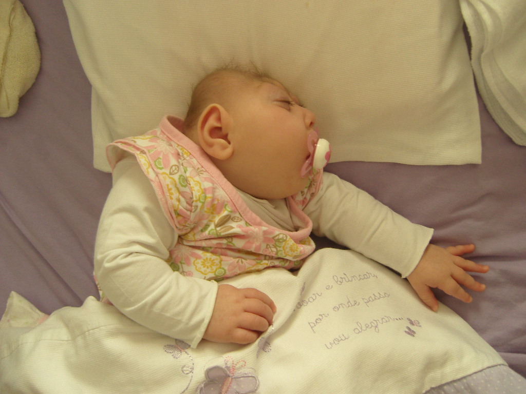 Rádio Cultura Crato: Brasil confirmou 165 casos de bebês com ...