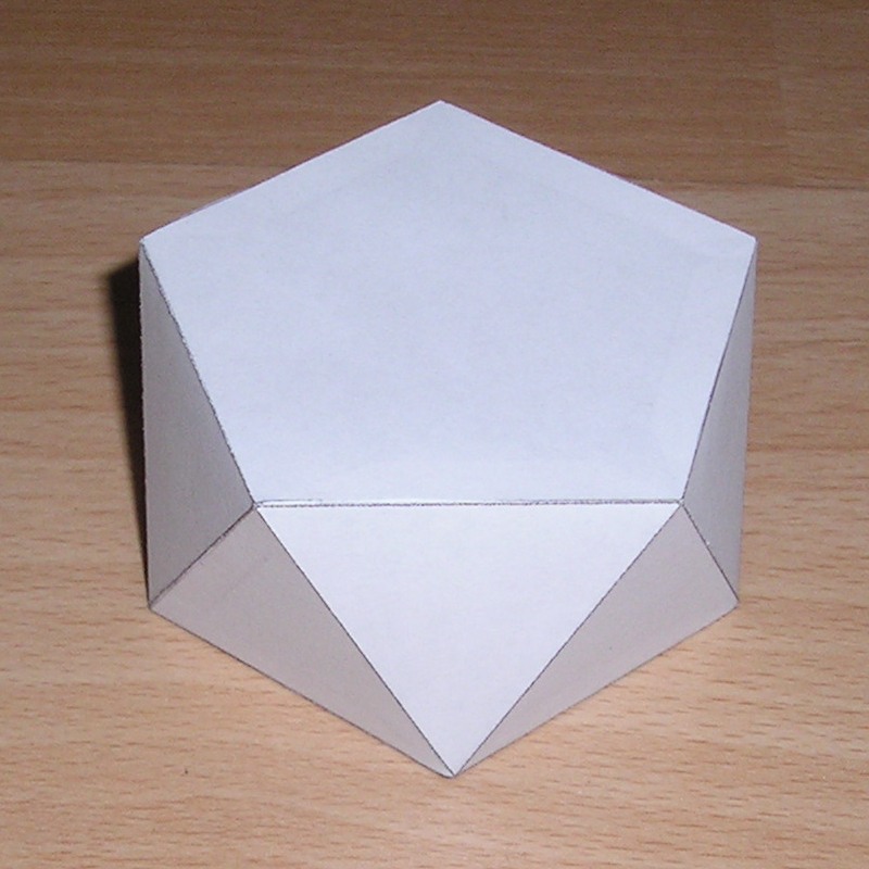 TIC LIBRE: Antiprisma pentagonal