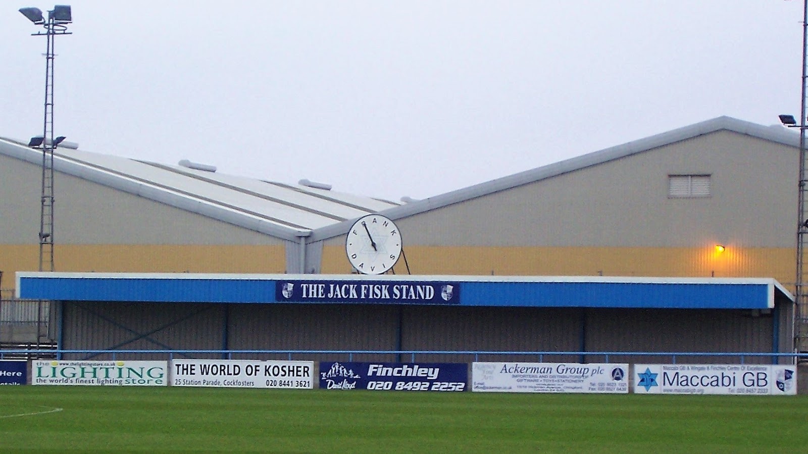 The Wycombe Wanderer: Wingate & Finchley - Harry Abrahams Stadium