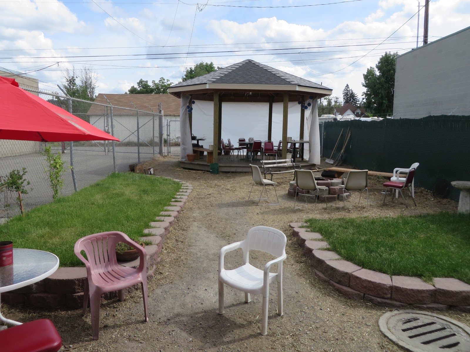 Rotgut.org Blog: #2532 - Checkerboard Bar, Spokane, WA - 5/24/2014