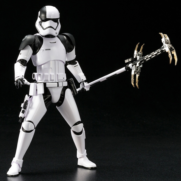 Star Wars: Episode VIII The Last Jedi - ARTFX+ First Order Stormtrooper ...