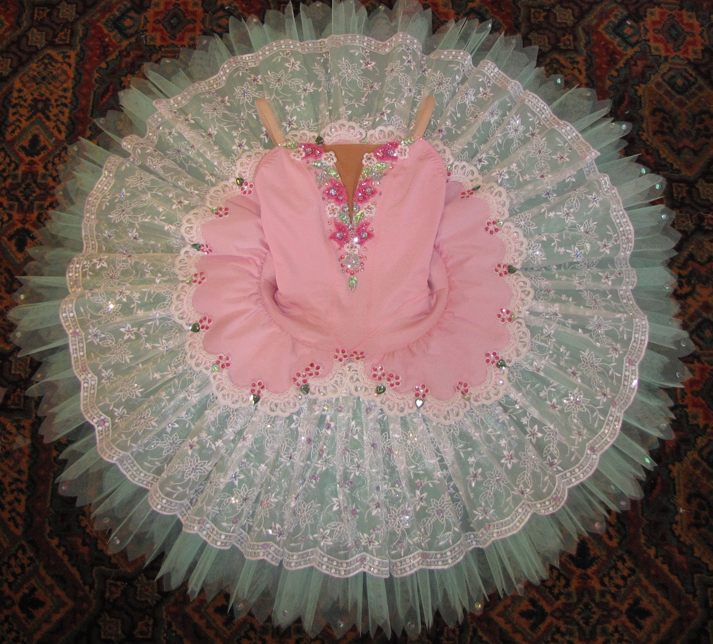 Tutus by Dani: Photos of my first Dewdrop tutu