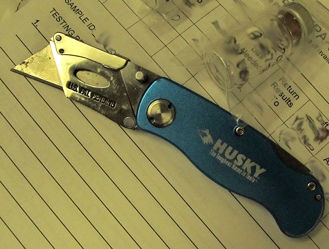 The Knife Edge: One Man, So Many Knives©: Box cutters