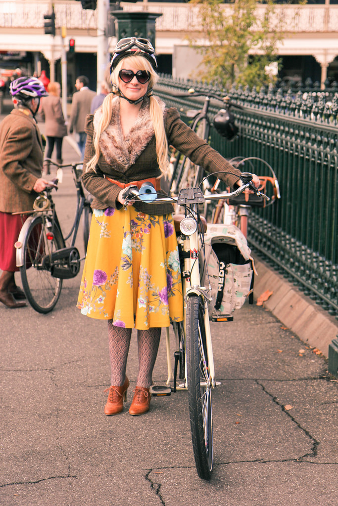 Ride your bike in heels – it’s easier than you think. - Finding Femme