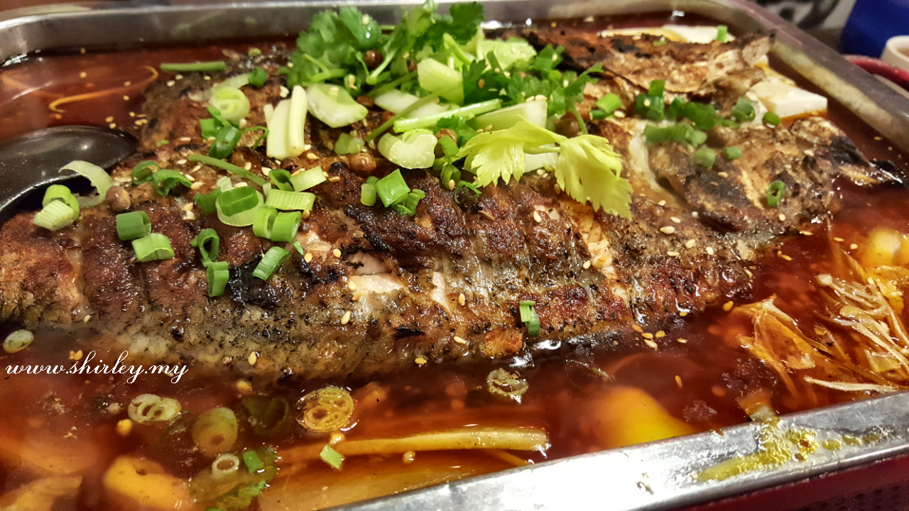 Singapore Food Review: Chong Qing Grilled Fish (重庆烤鱼) at Chinatown ...