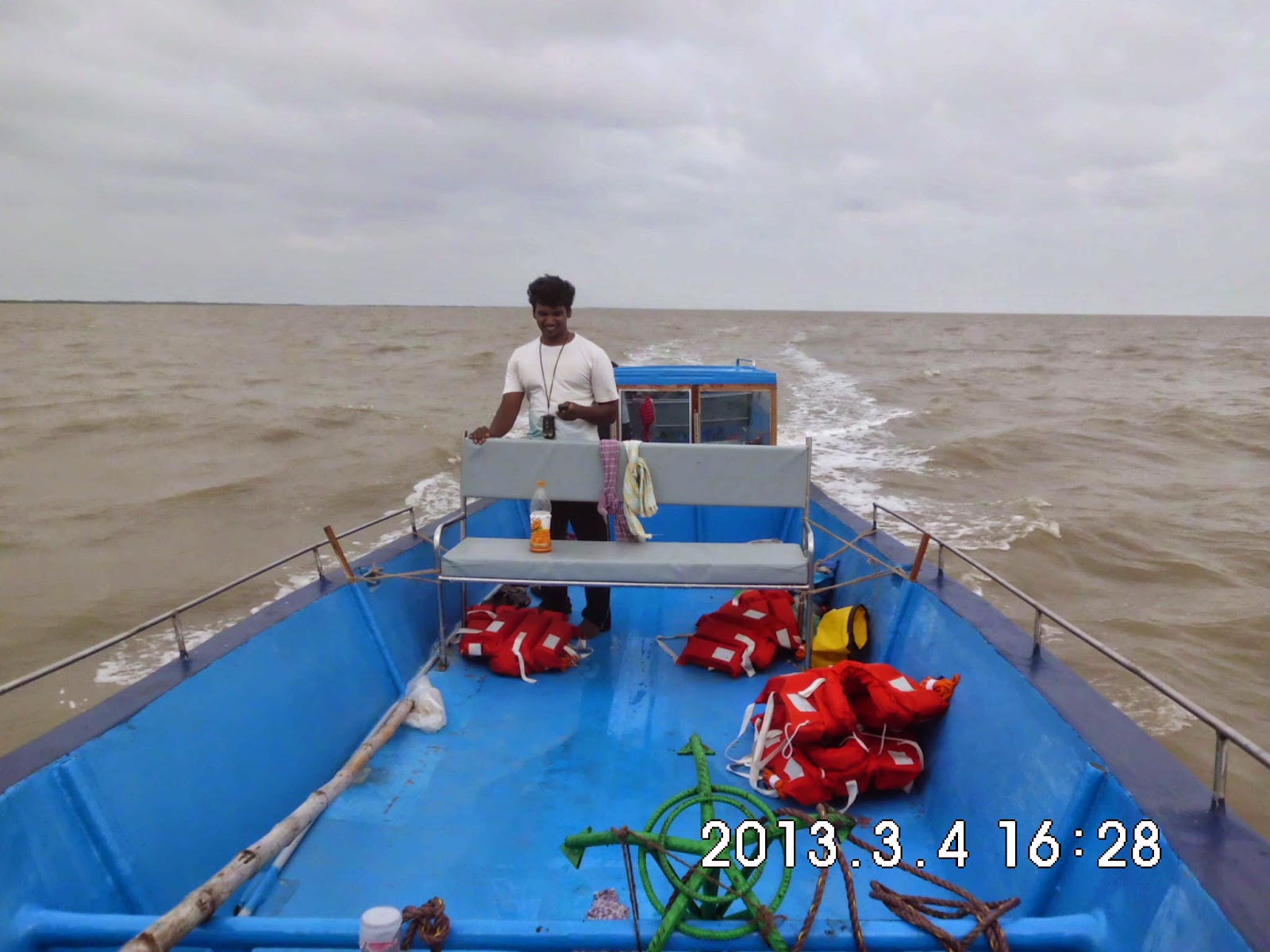 Balaji Vedharajan - Palk Bay in My Perception : A day along the coast....