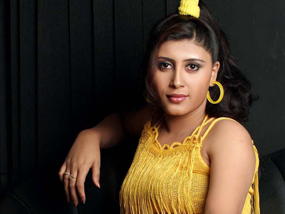 Reva actress spicy stills, photos, kannada actress Reva photos, stills ...