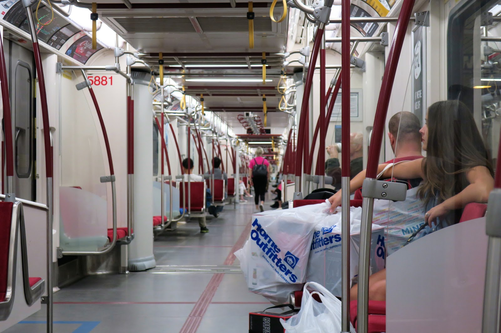 Living Rootless: Toronto: Subway, Part 2