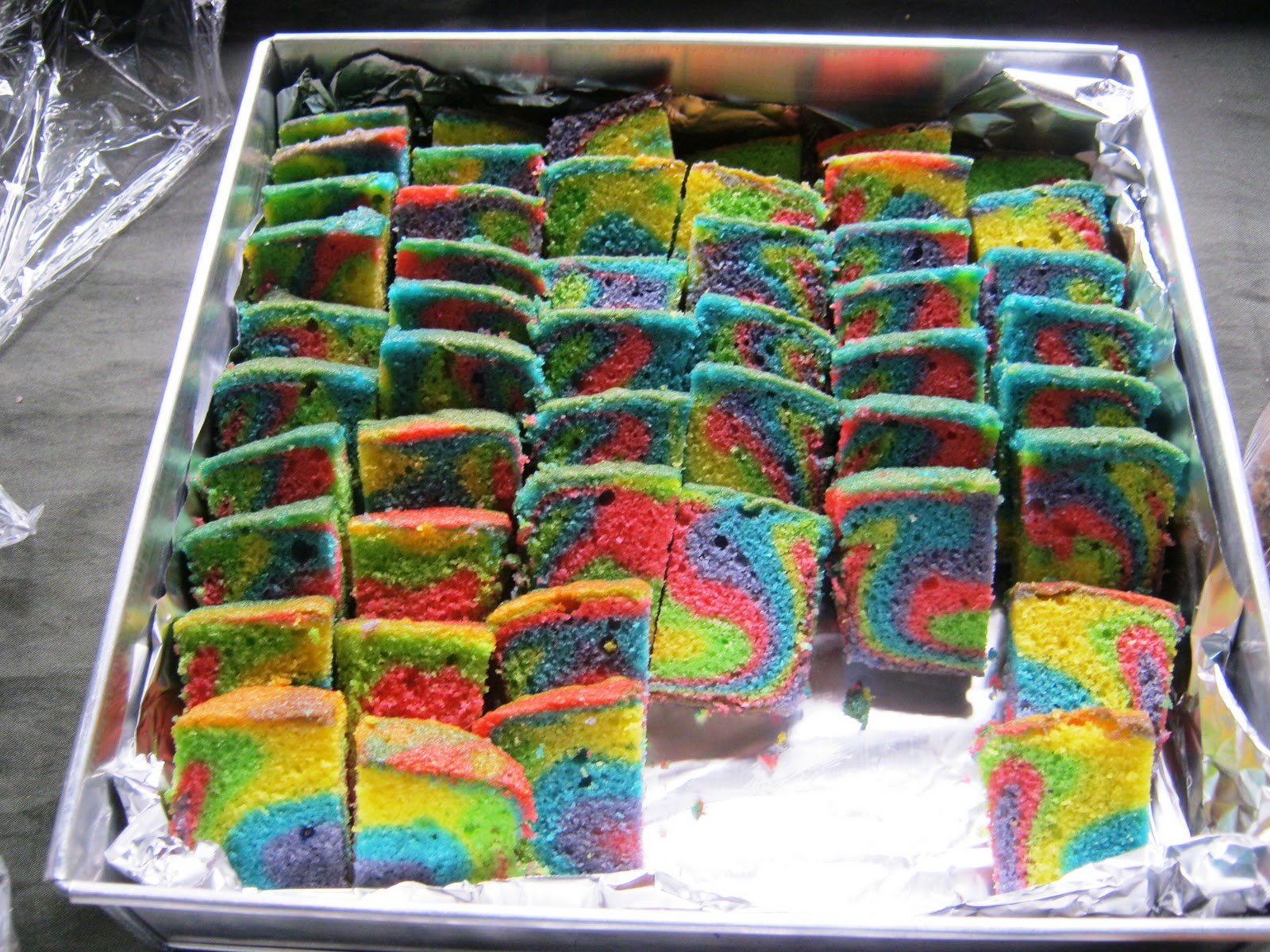 Seenfully Sedap: Rainbow Butter Cake