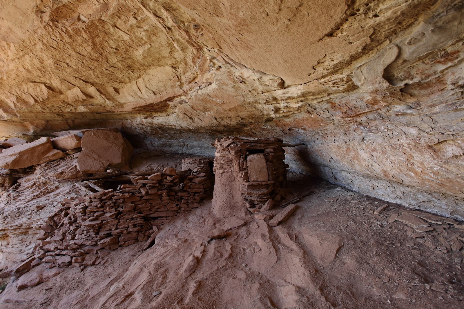 FISH CREEK CANYON-OWL CREEK CANYON LOOP TRAIL, CEDAR MESA, UTAH - ADAM ...