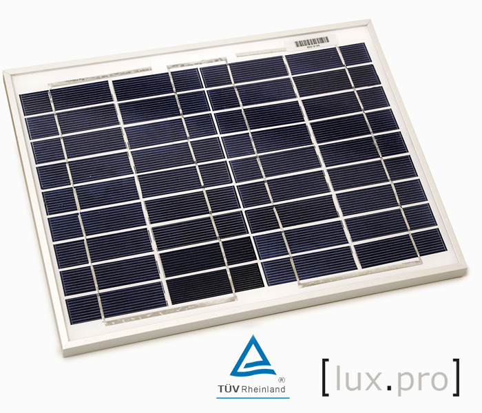 Jardín Solar: Paneles solares pequeños de 12 voltios para autoconsumo.