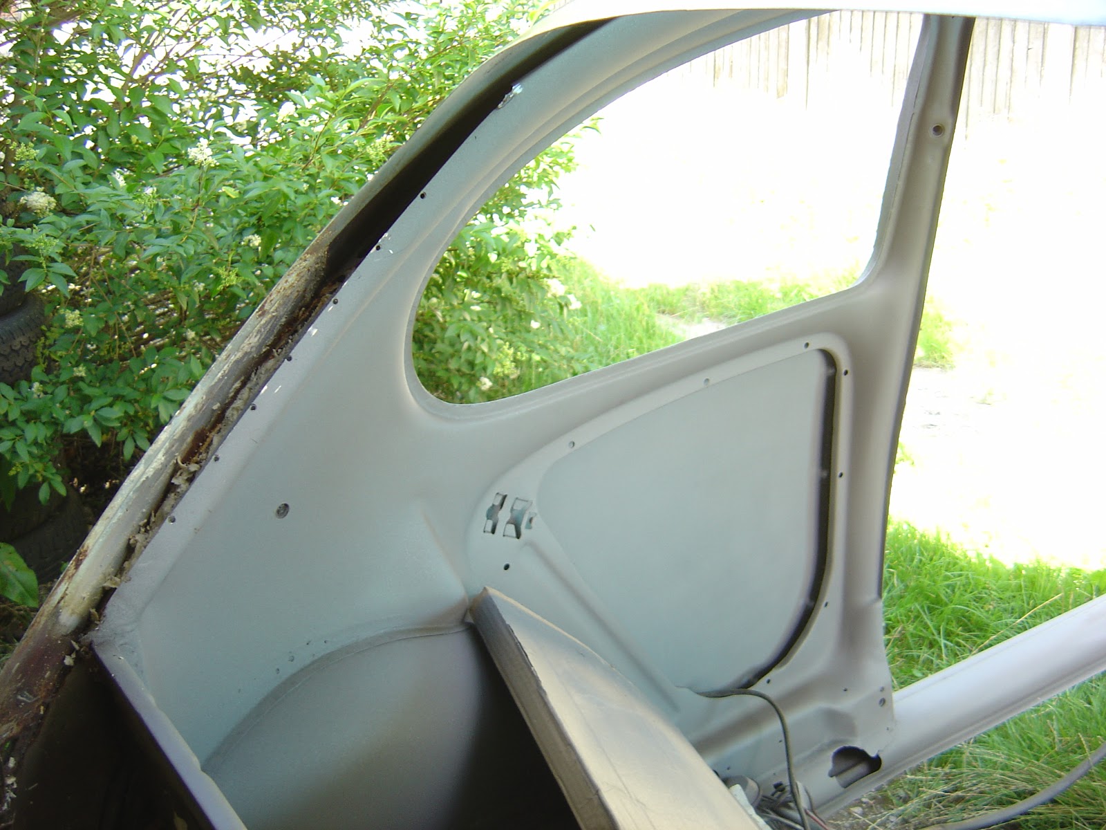 Mally's Random Ramblings: Oval window conversion for your Baja, sir?