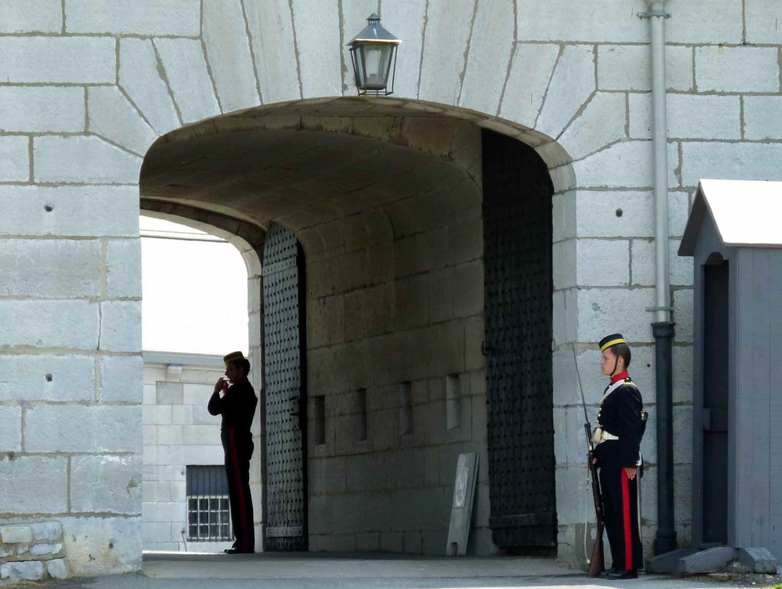 Two Retired Canadians: Kingston and Fort Henry