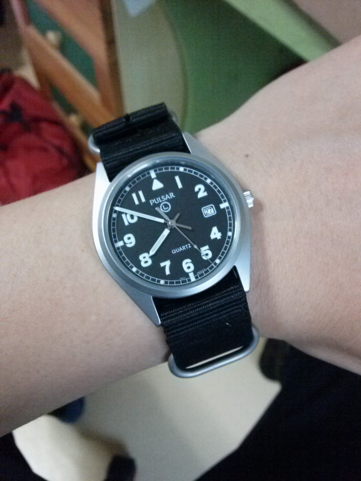 nonexpensive military field watch review: british royal airforce (RAF ...