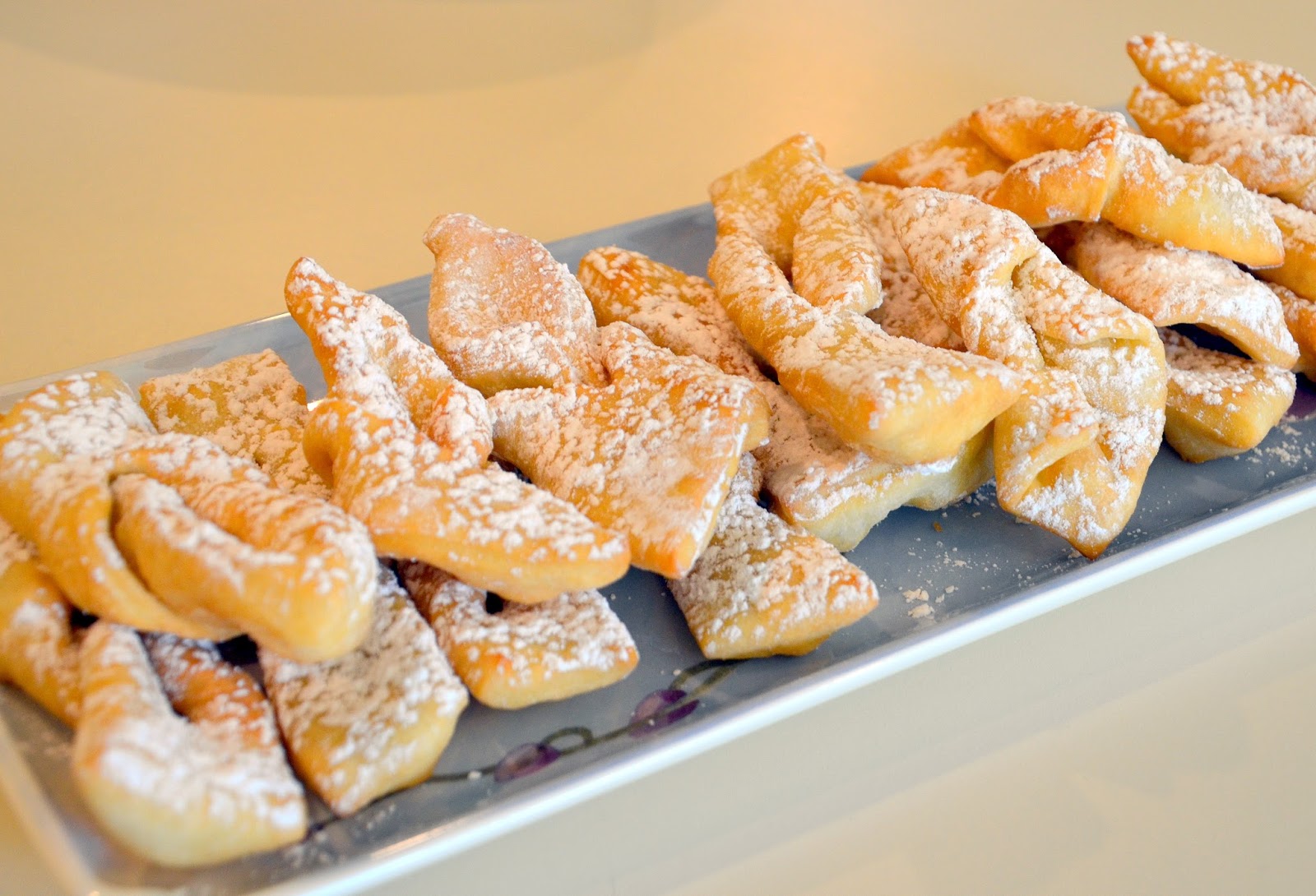 Mennonite Girls Can Cook: Pishky (Russian Rollkuchen)