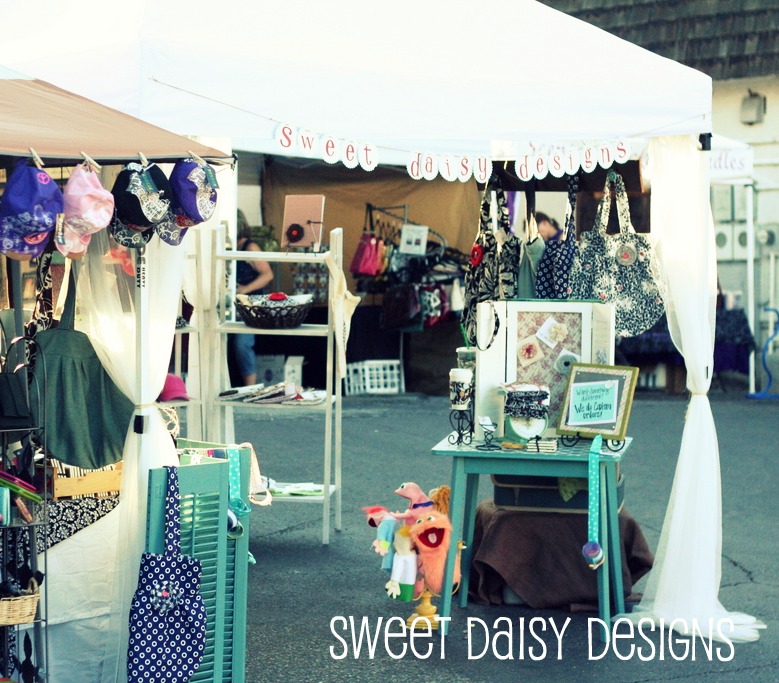 Sweet Daisy Designs: Craft Booth Design