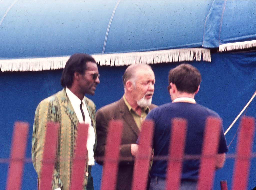 Wonderful Color Photographs of the Toronto Pop Festival, June 1969 ...