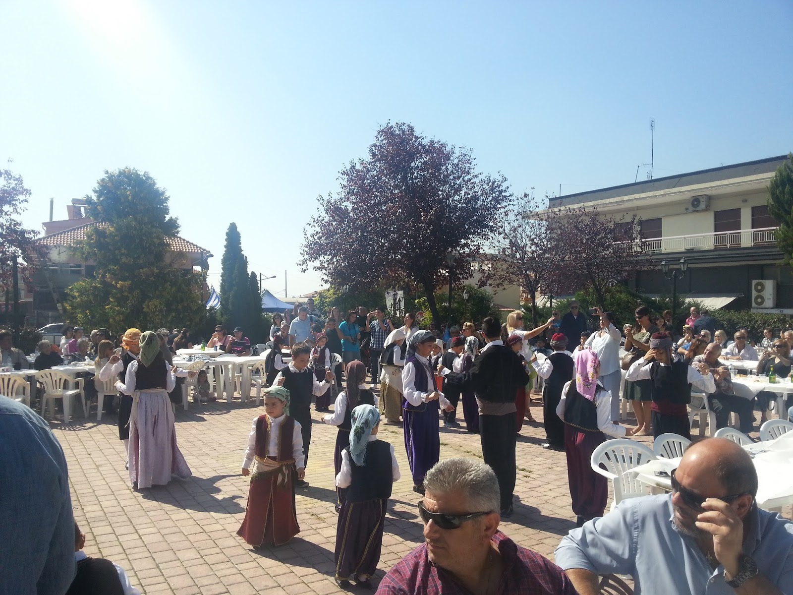 ΜΙΚΡΑΣΙΑΤΙΚΟ ΓΛΕΝΤΙ ΣΤΗΝ ΝΕΑ ΕΥΚΑΡΠΙΑ. - Ιερός Ναός Αγίων Θεοπατόρων ...