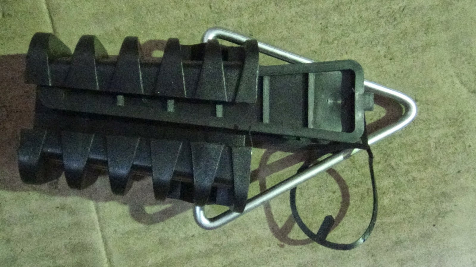 Wedge Clamp Kabel | Kamus Peralatan