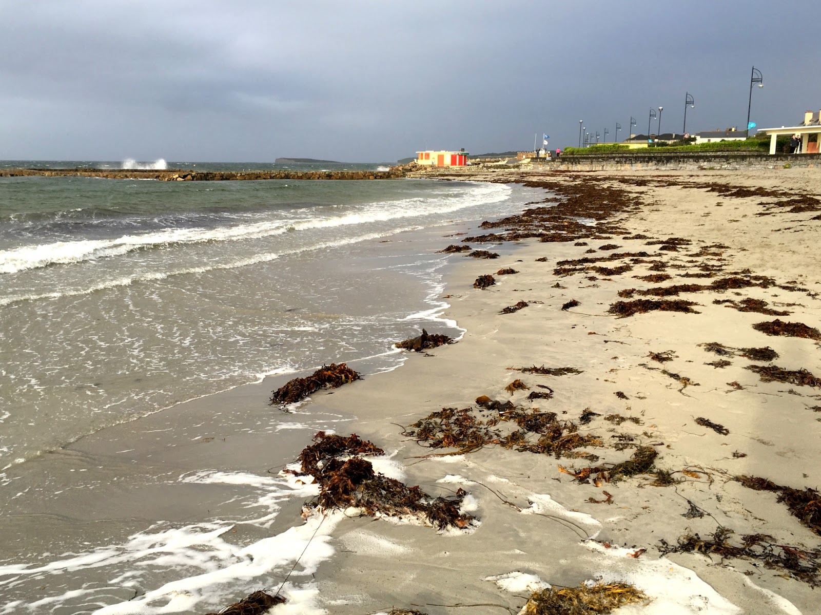 Gravel Beach: Salthill Prom