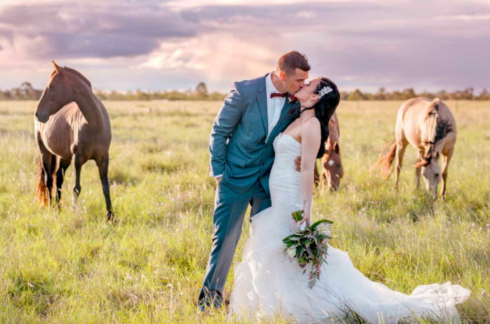 10 Cute Wedding Photo Ideas