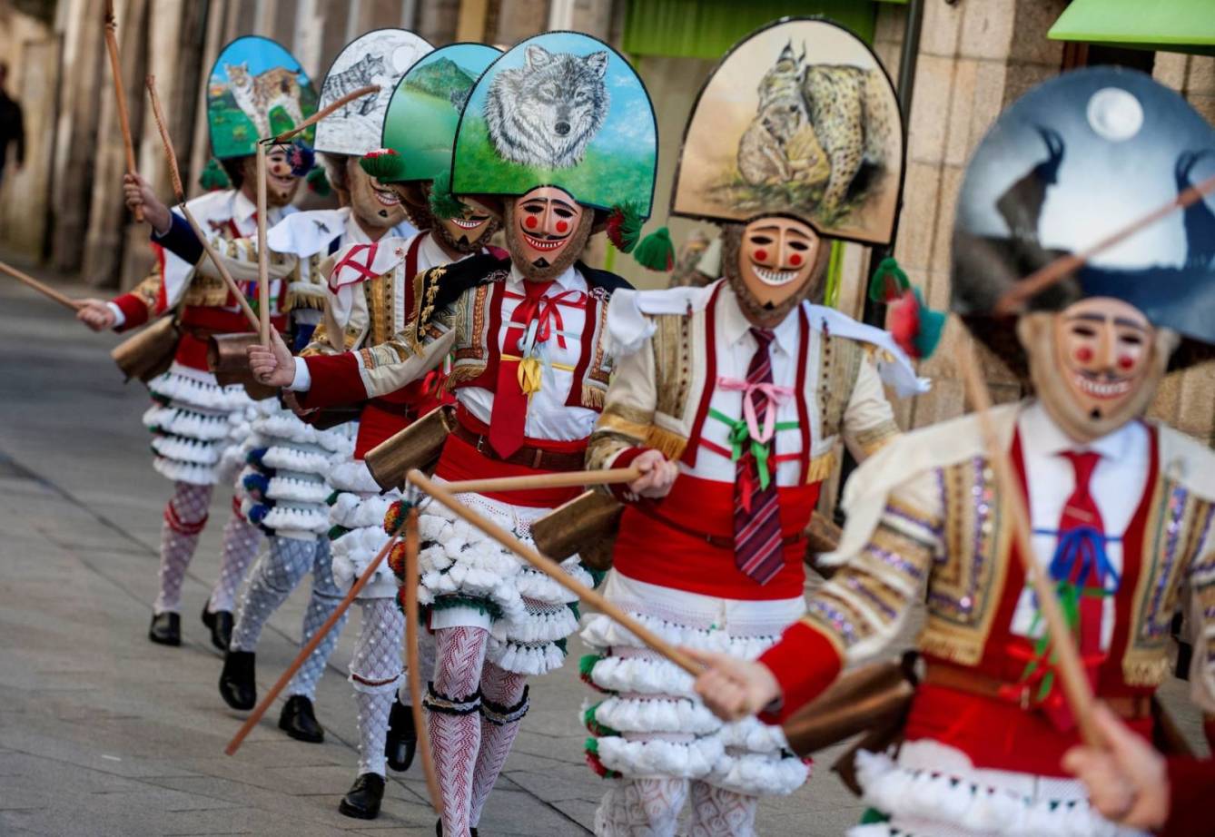 arde troya: LAS LUPERCALES, ANTECEDENTE DEL CARNAVAL, Y SAN VALENTÍN