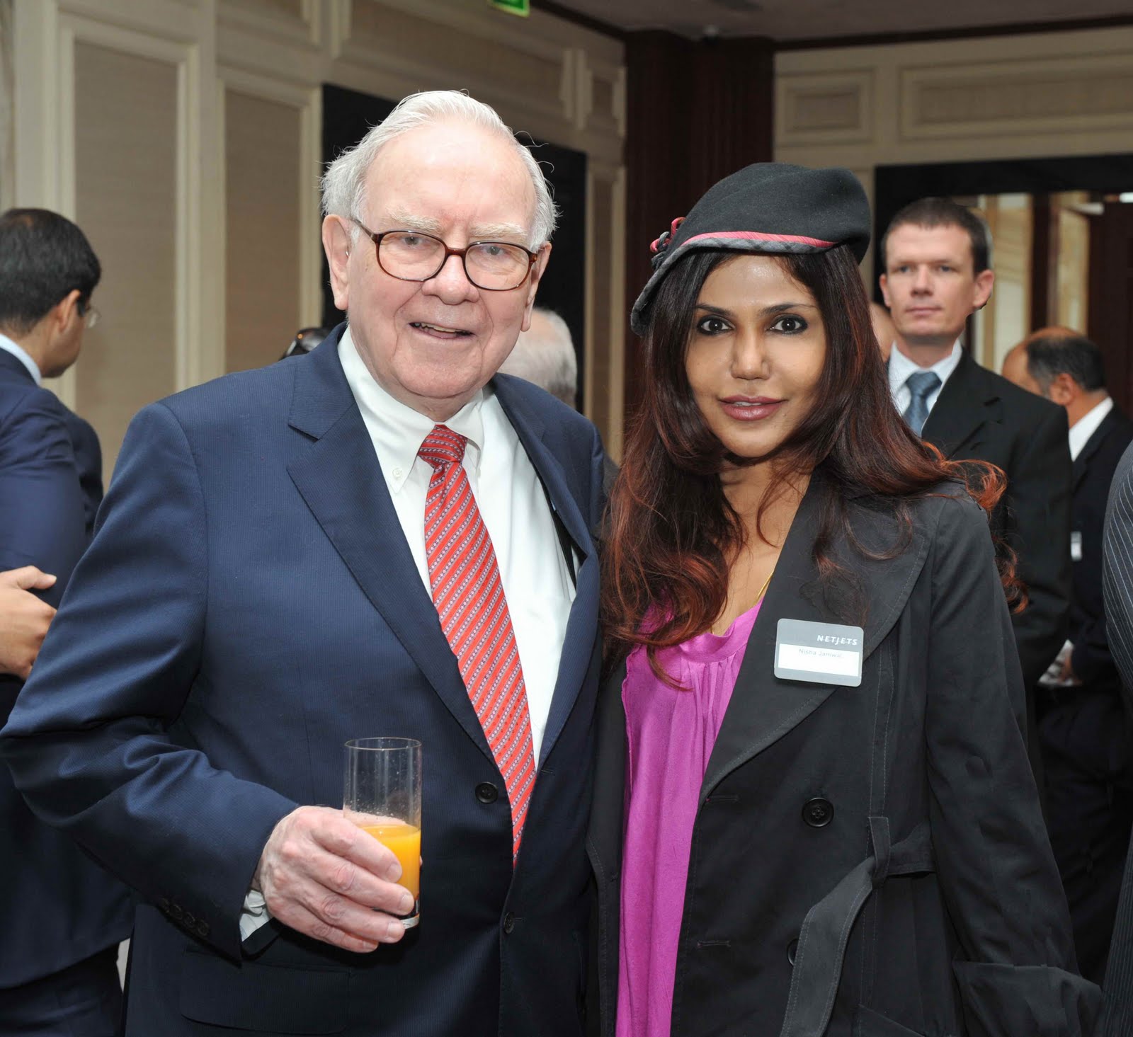 Nisha JamVwal Writes: Warren Buffet Breakfast with Nisha JamVwal