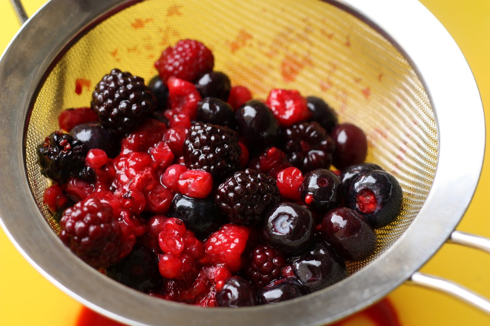 Les petits plats de Rose: Tarte crumble aux fruits rouges