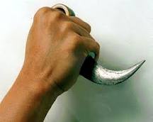 Old Traditional and Modern Kerambit | Malay Martial Arts - Silat