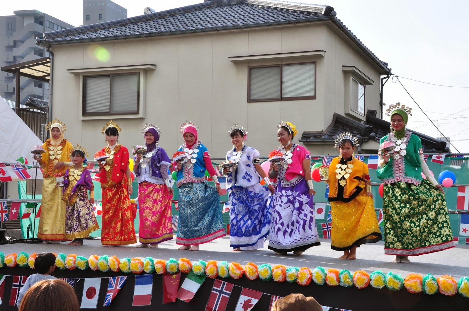Fungsi Tari Bosara Asal Provinsi Sulawesi Selatan