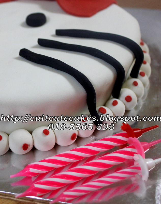 CuitCuteCakes: Happy Birthday to Evelyn, from Lily Siao