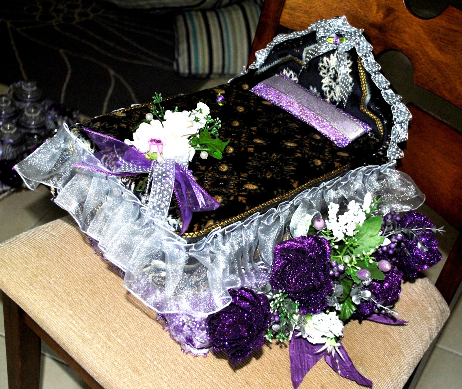 Gubahan Hantaran Perkahwinan: Hantaran Perkahwinan. (Ungu)