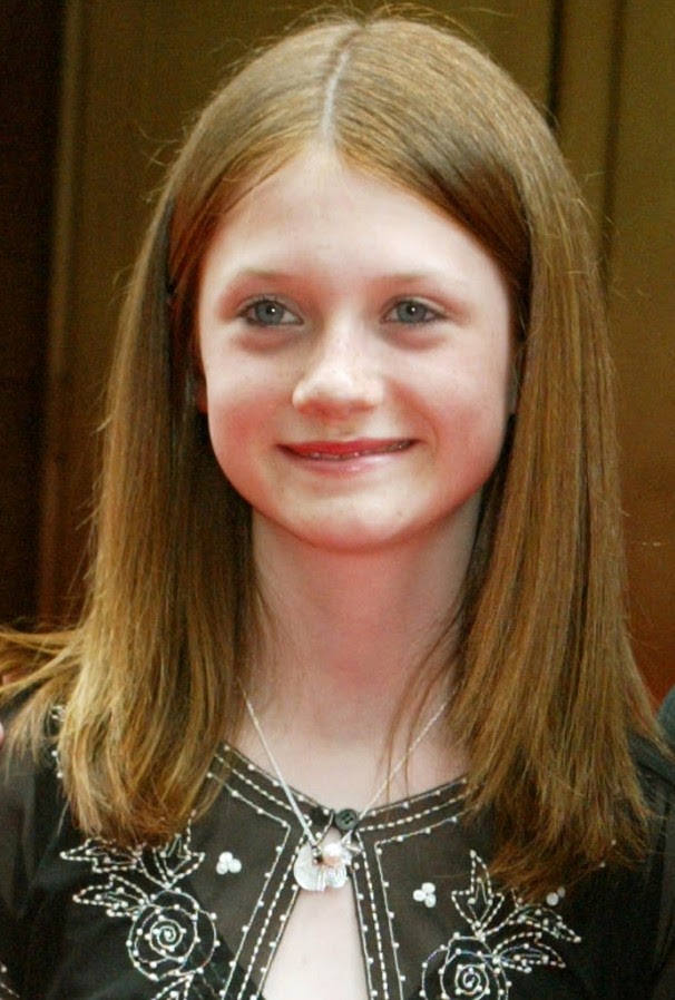 Super star life style photo gallary : Bonnie Wright