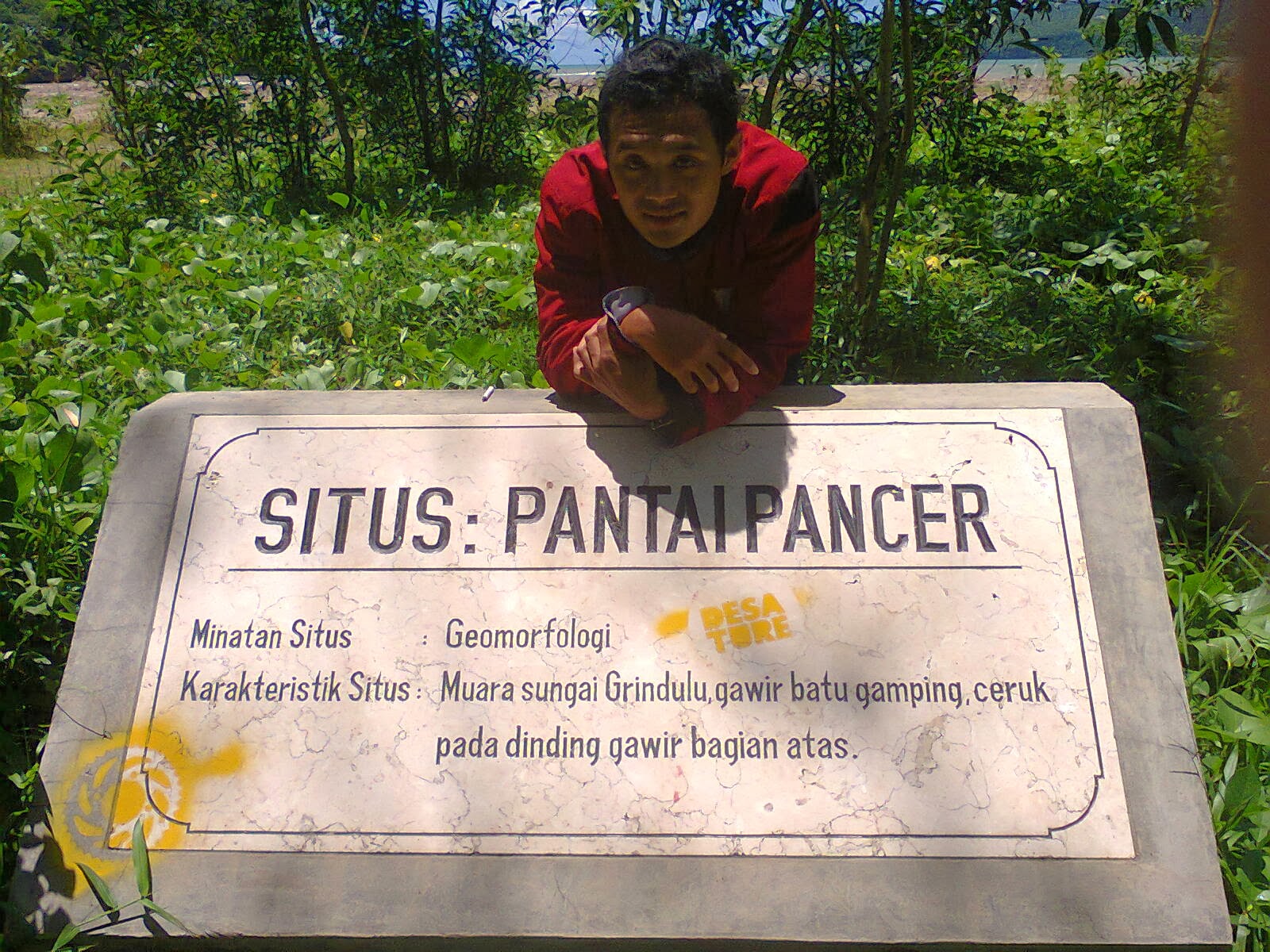 SITUS PANTAI PANCER TELENG RIA ~ GEOGRAFI INDONESIA
