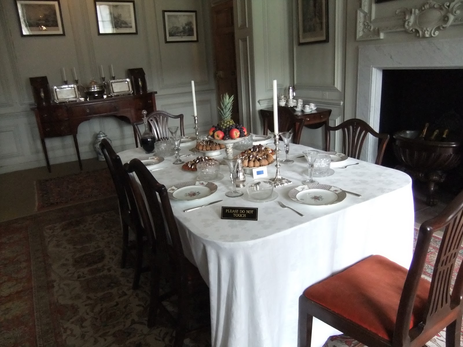 Ramblings from an English Garden: Mompesson House & Garden