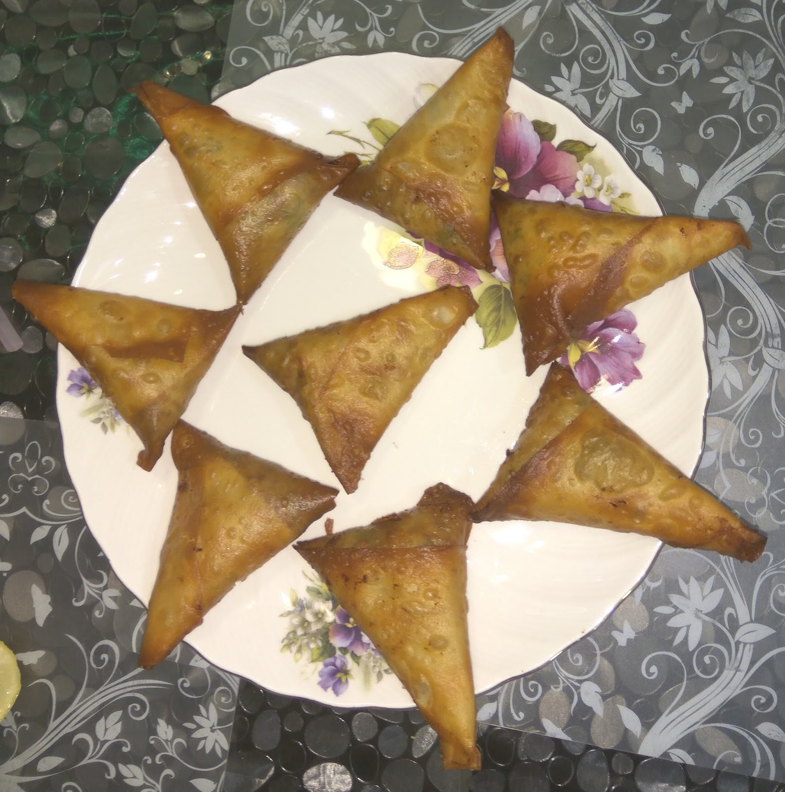 Chicken Cheese Samosa