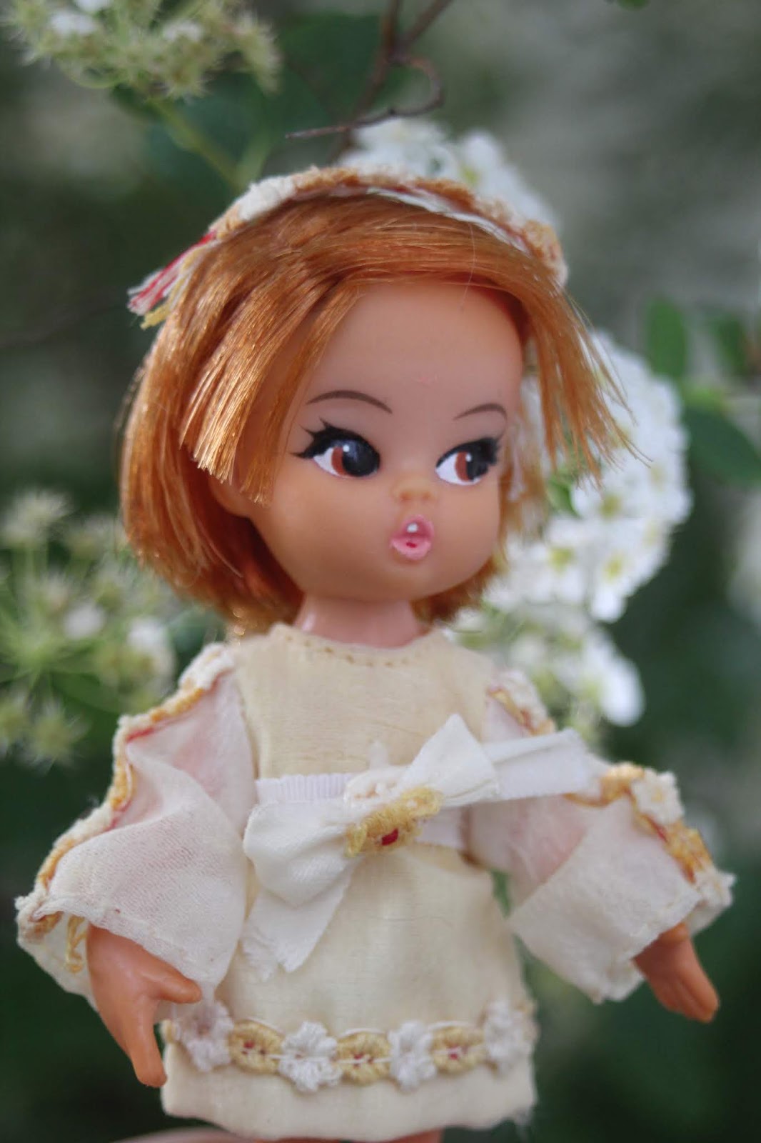 PLANET OF THE DOLLS: Doll-A-Day 2019 #27: Dolly Darlings Honey