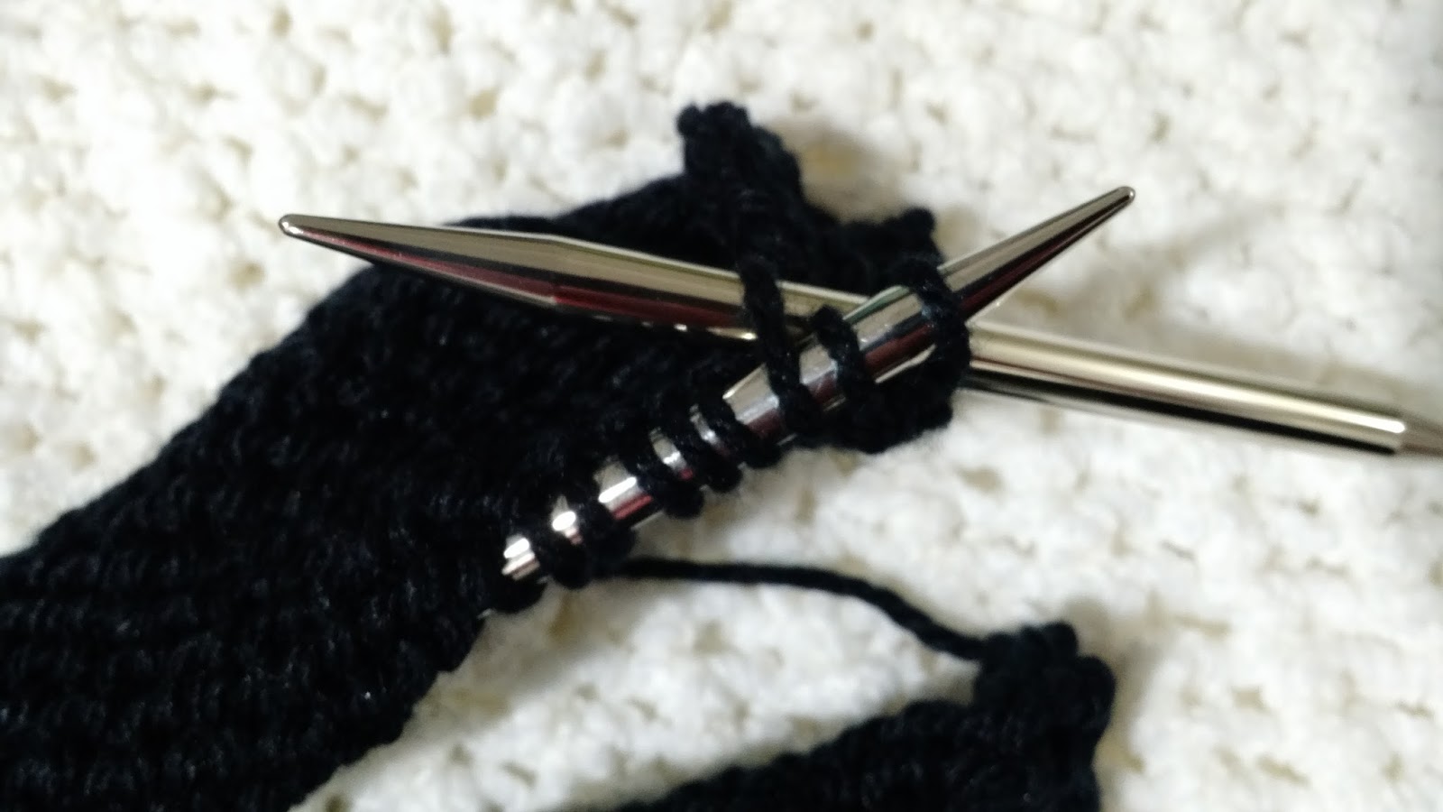 ** BLOG LILIKA TRICÔ - KNITTING **: Como tricotar o ponto C2BD